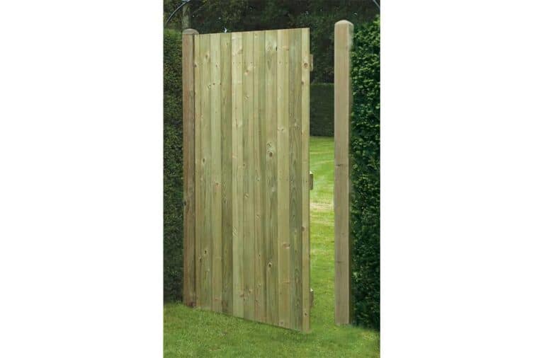 Gates in Cannock and Stafford | Treeway Fencing Ltd